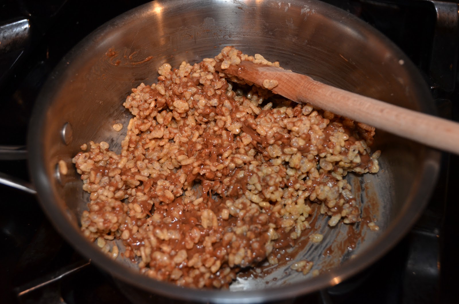 Playing with Flour: Chocolate candy "cakes"