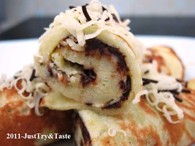 Crepe Pisang Isi Coklat & Keju | Just Try & Taste