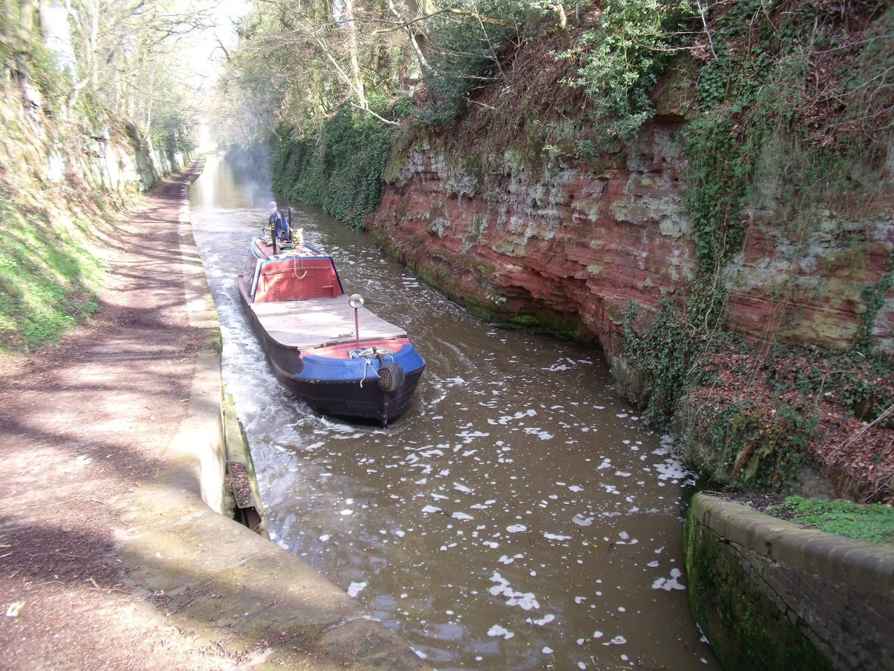 Narrow boats SICKLE and CHALICE: Back on the canal System's "Roman Road ...