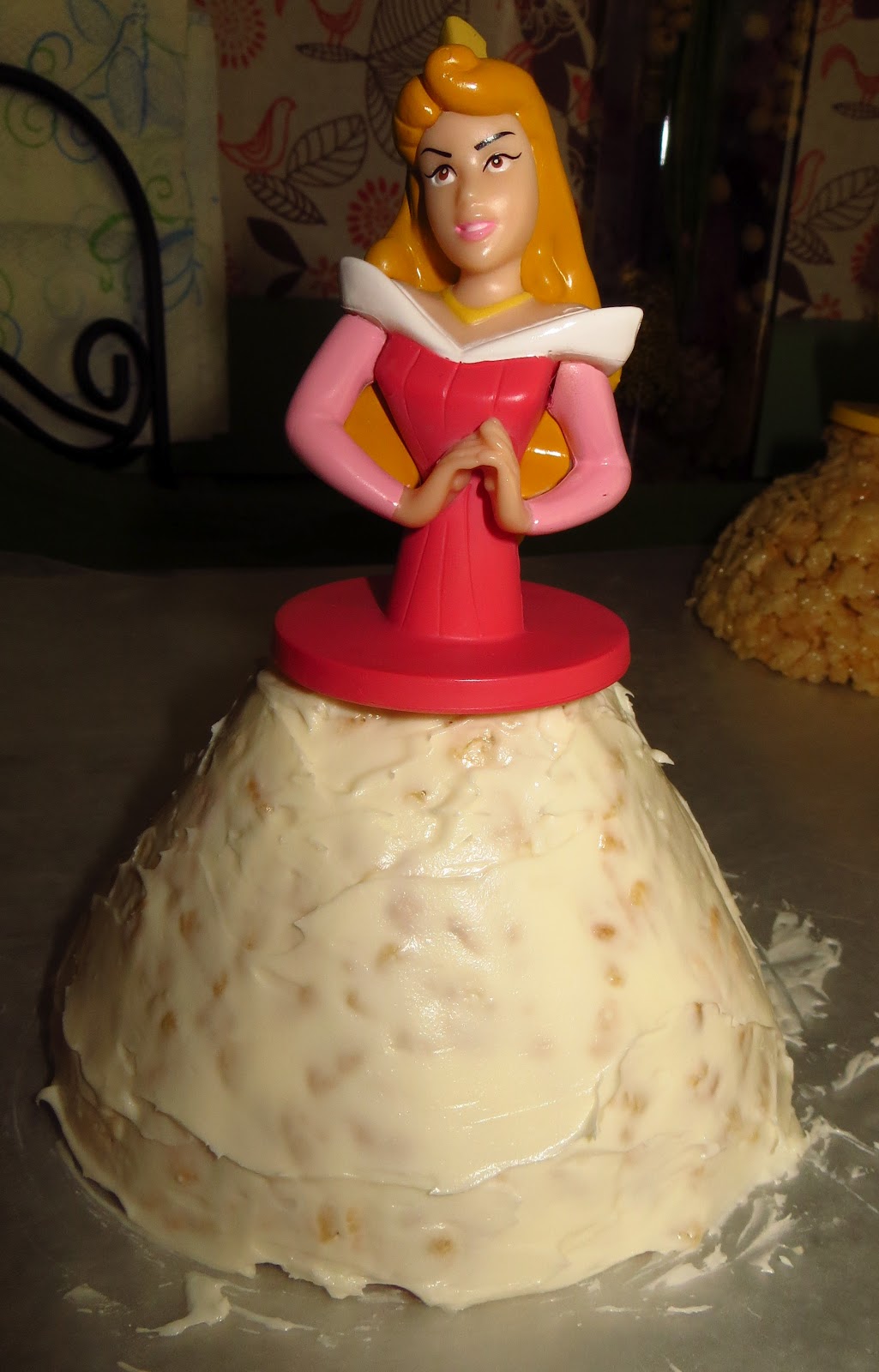 Goodies by Design: Disney Princess cakes......