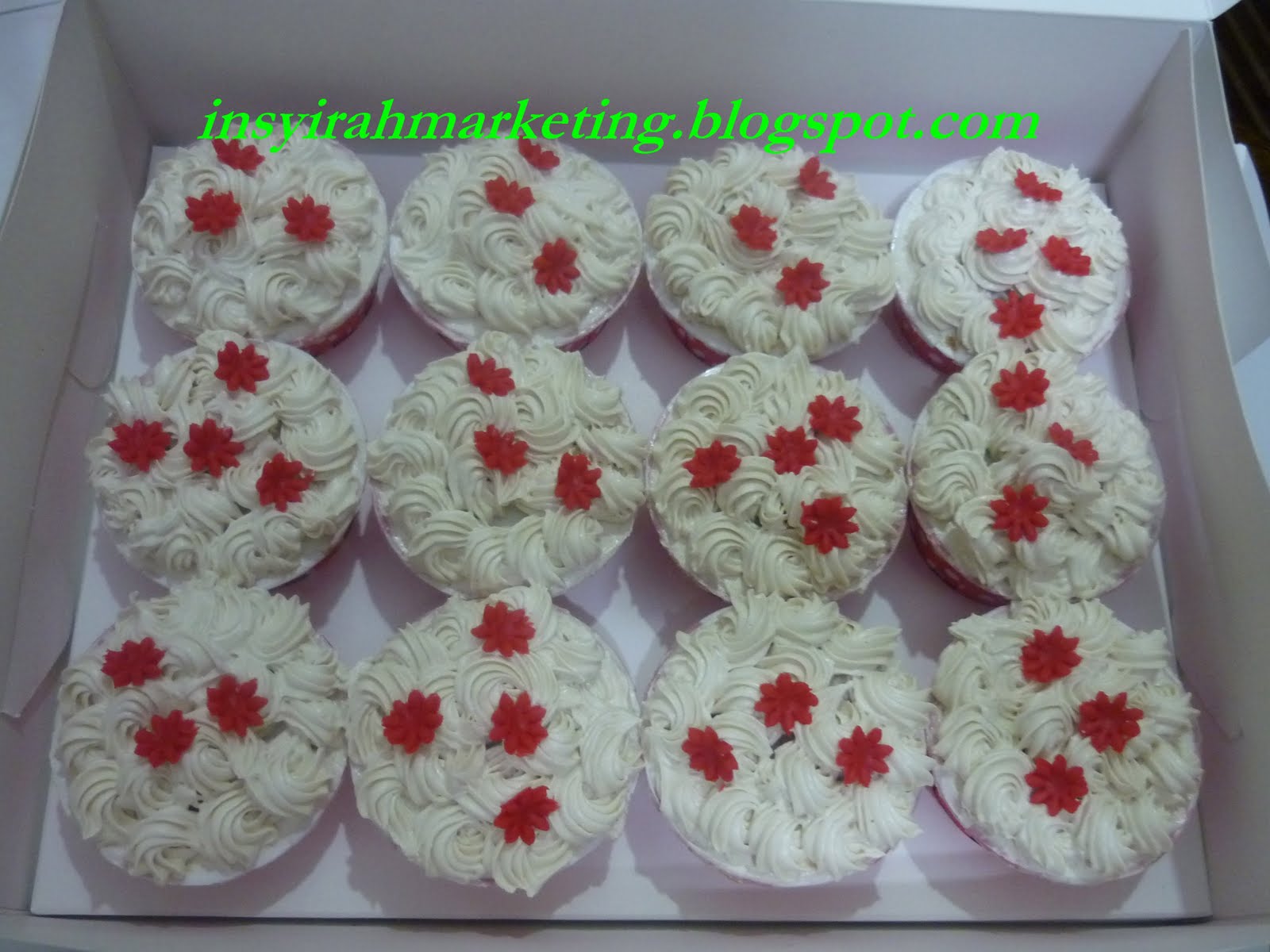 Chocolates for All: KOLEKSI KEK CAWAN COMEL