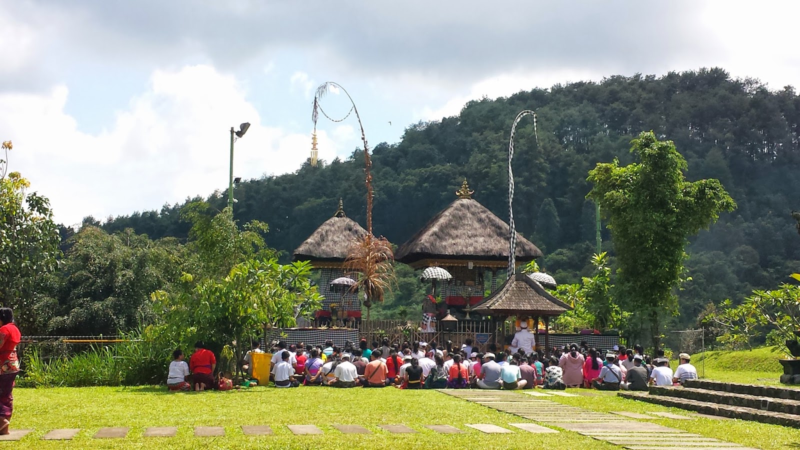 Pura Parahyangan - Untold Story
