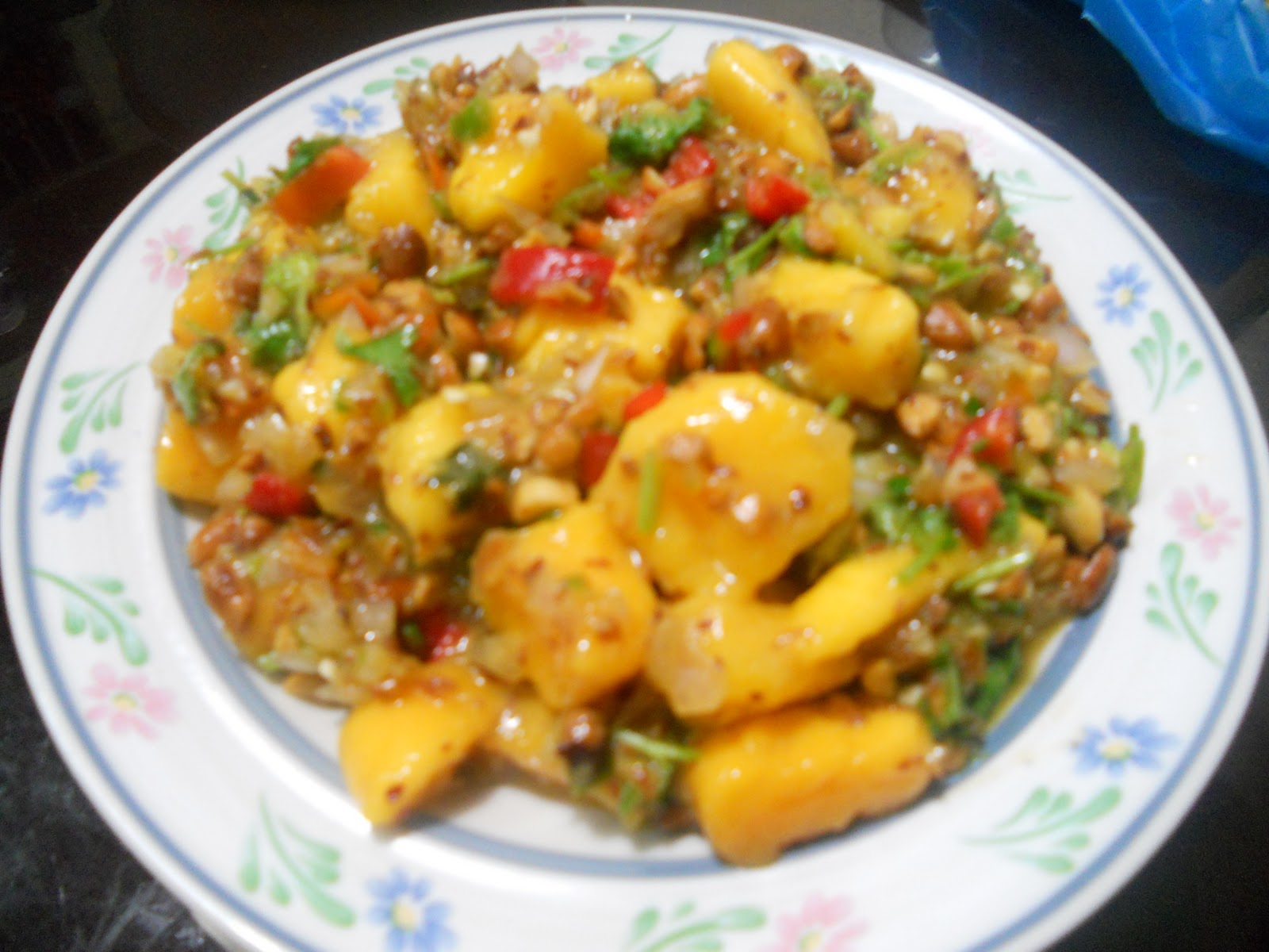 My Recipes: SPICY MANGO SALAD