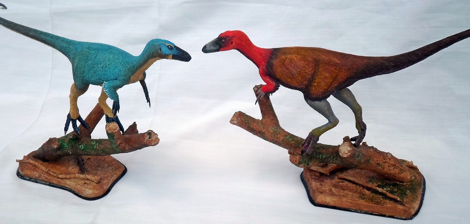 IluzerArt"s - Dinossauros em Resina: Mirischia asymmetrica