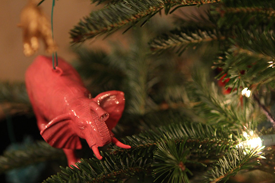 clumsy crafty happy: holiday diy | painted animal ornaments