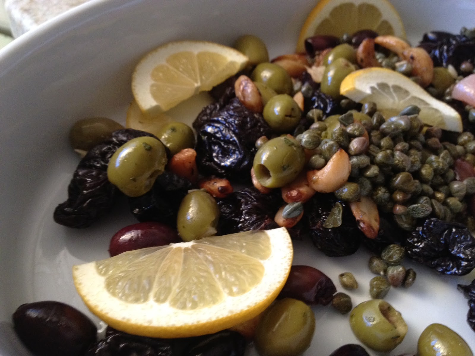 The Full Plate Blog: chicken marbella