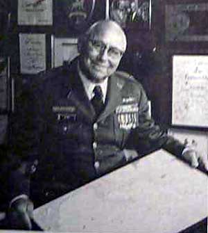 Pictures of Our Ancestors: Oregon Governor Tom McCall 1913-1983 ...