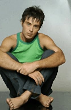 Pies de Argentinos Famosos: Los Pies de Gastón Ricaud