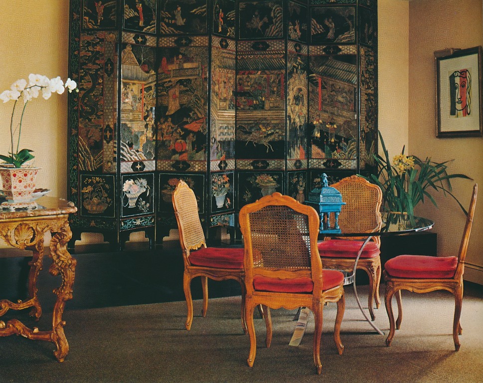 The Peak of Chic®: October 2015