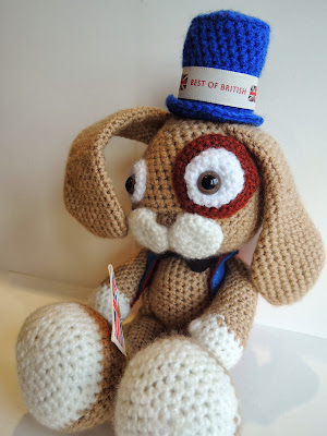 Simbie Yau's Little Creatures