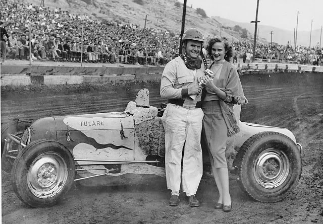 Vintage trophy girl photos | Page 184 | The H.A.M.B.