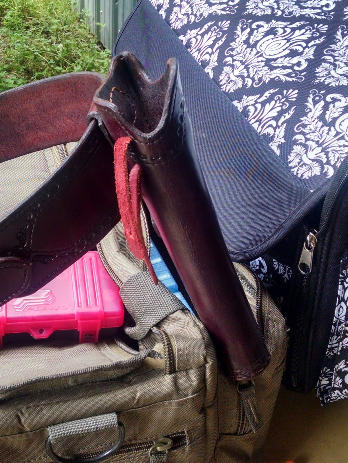 PawPaw's House: The Slim Jim Holster