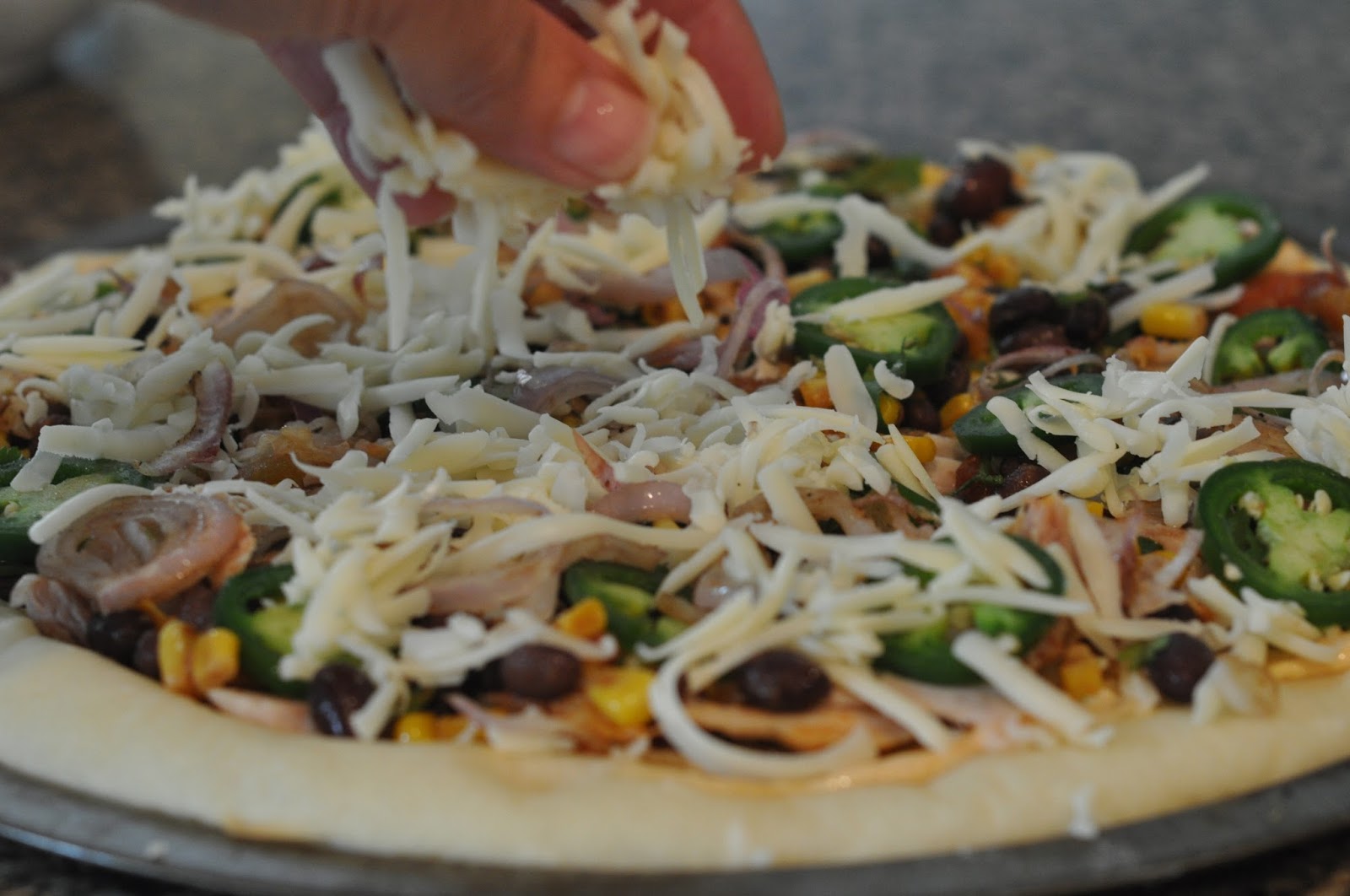 Spicy Chipotle Chicken Pizza - Food Republic Blog