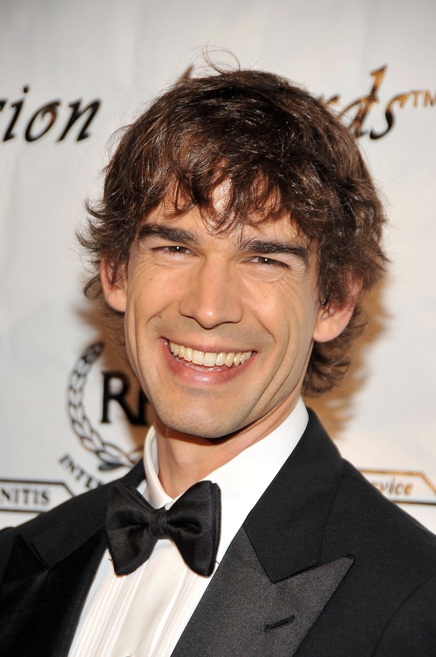Christopher Gorham Photos | Tv Series Posters and Cast