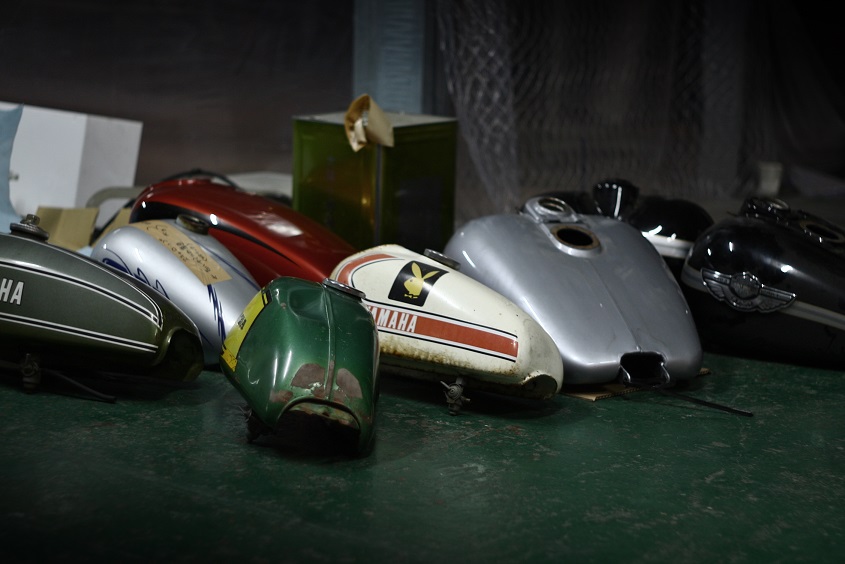 STANDARD CUSTOM PAINT: work's