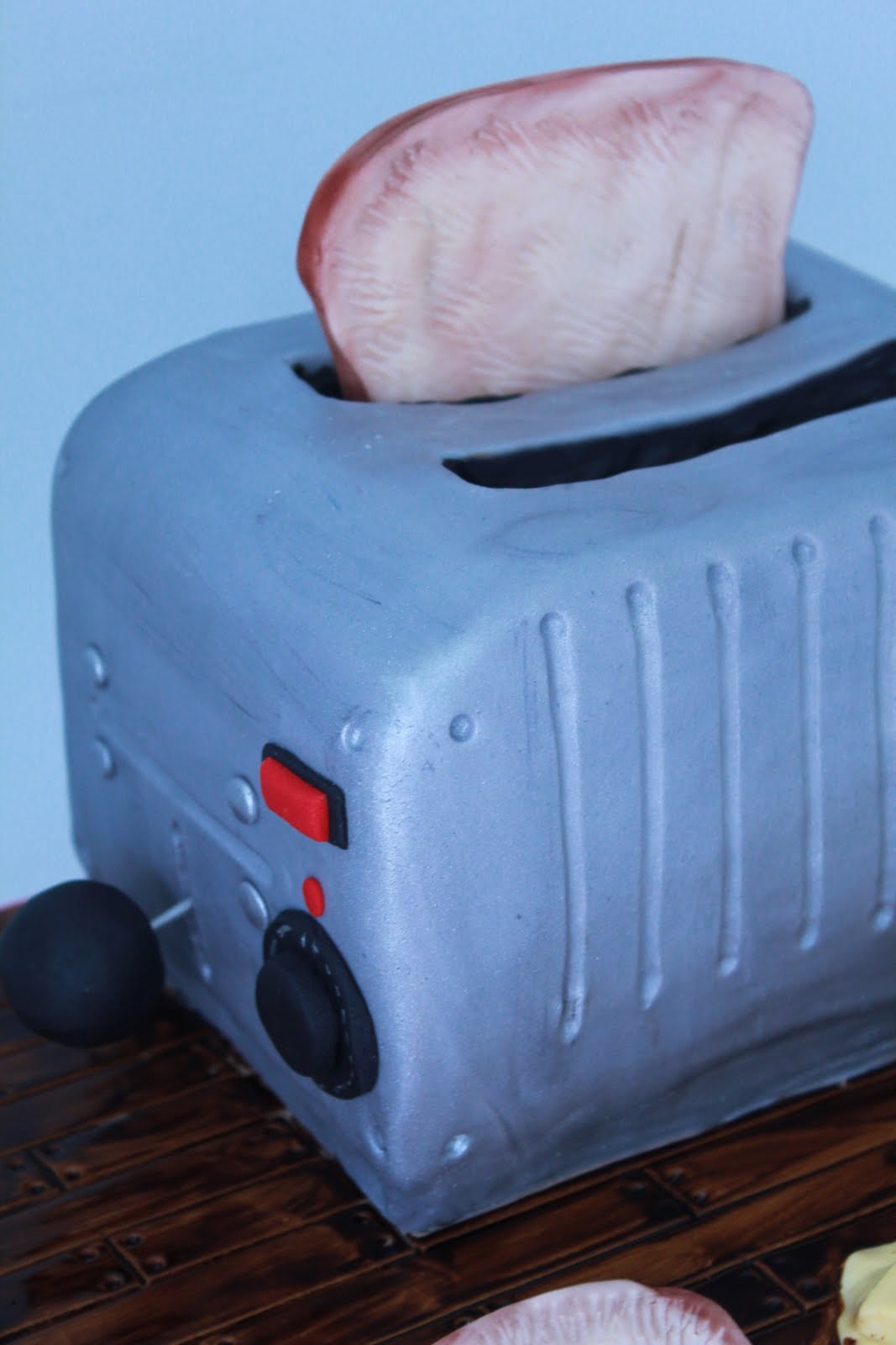 Blissfully Sweet: Retro Toaster Kitchen Tea Cake