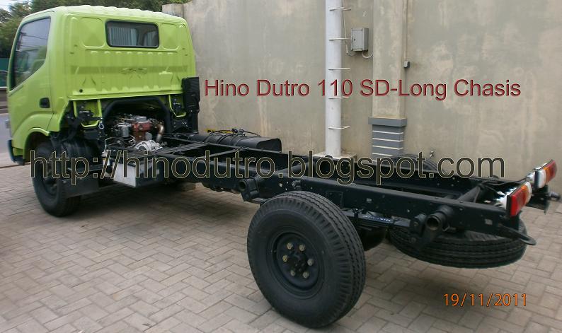 Truk Engkel 4 Ban Hino Dutro - TRUCK BOX