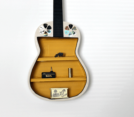 10 Ways to Upcycle Old Musical Instruments | thee Kiss of Life Upcycling