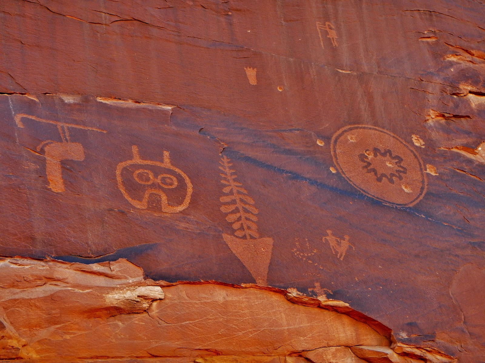 The Southwest Through Wide Brown Eyes: Wolfman Panel and Ruins - Comb ...