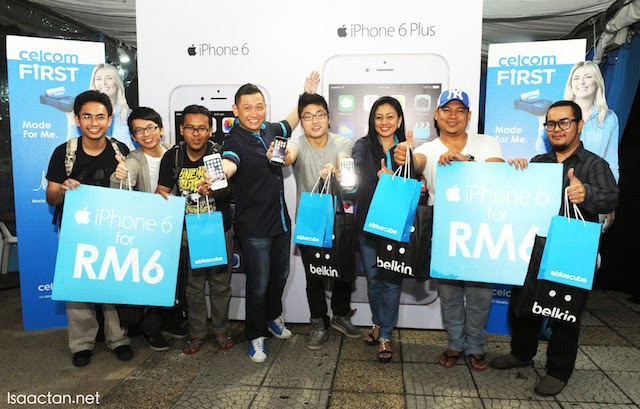 Celcom iPhone 6 & iPhone 6 Plus Midnight Launch @ Iconic Blue Cube ...