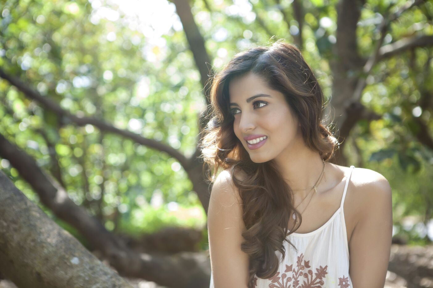 Photo Gallery | Free Premium Wallpapers |: All About Actress Manasvi Mamgai