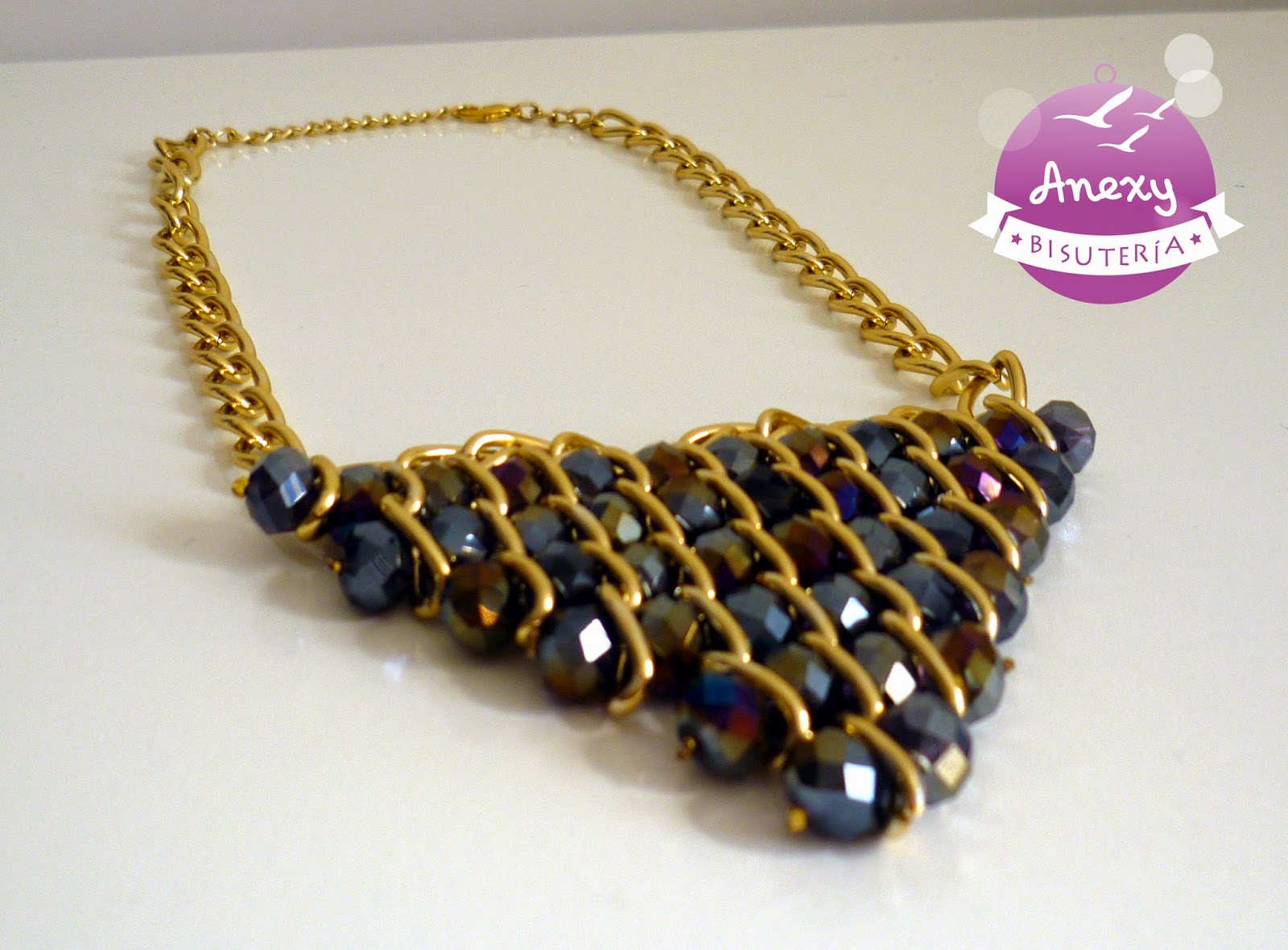 Collar Triángulo de Cristales - Bisutería y Accesorios Anexy