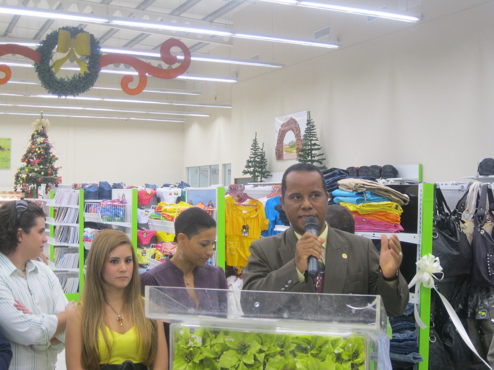 Seiboaldía por Cesarin Leonardo Febles: Zaglul abre sus puertas en El Seibo