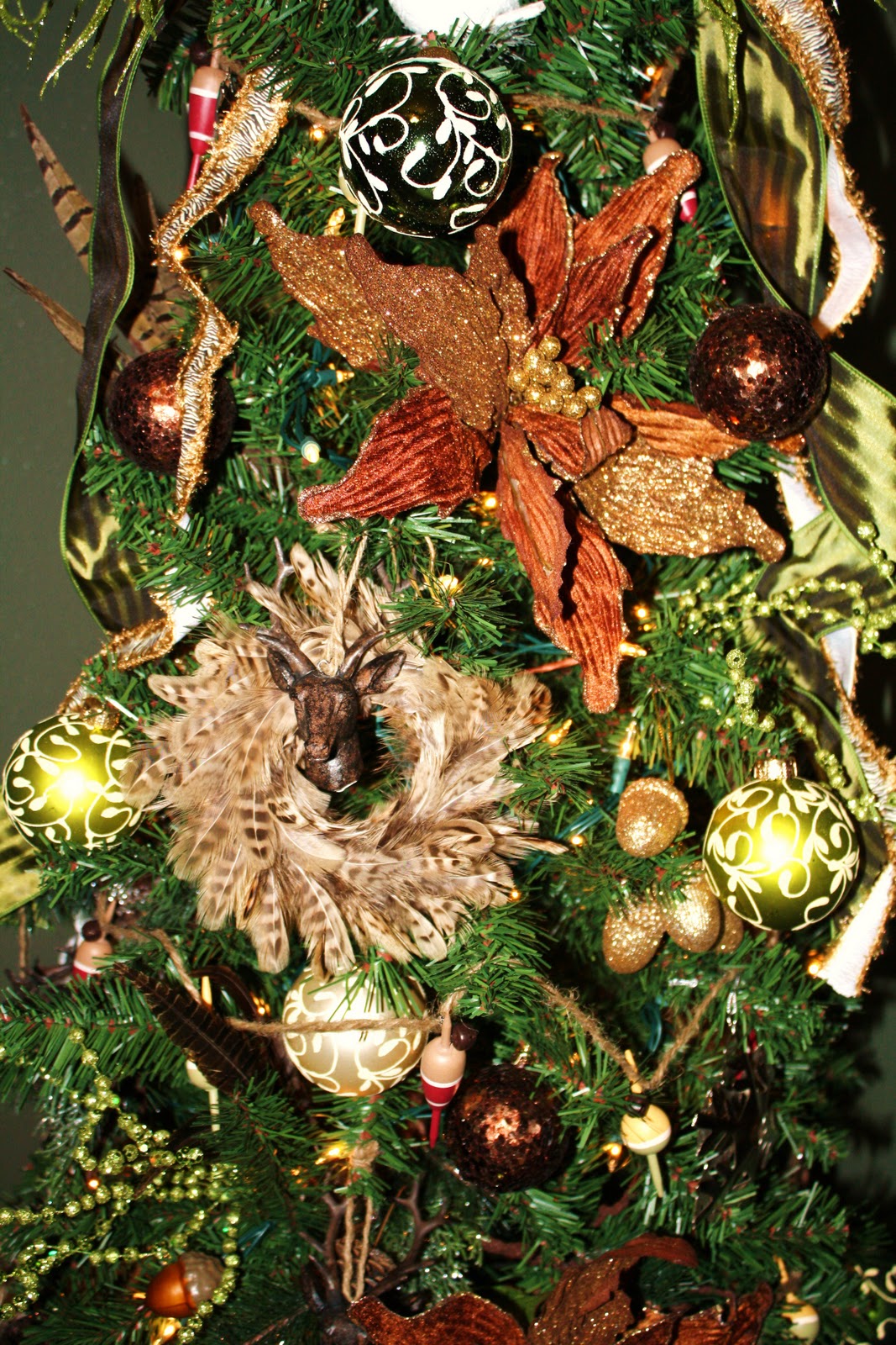 Southern Charm: Sneak Peek.....Man Cave Christmas