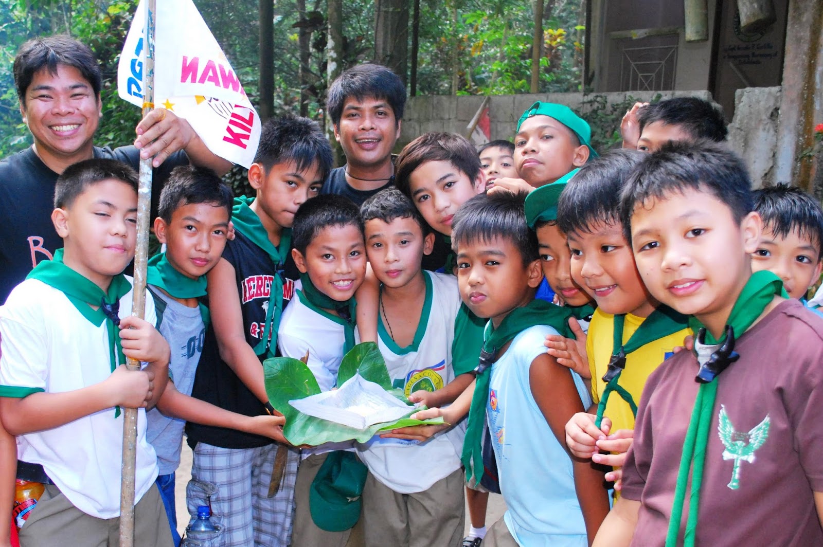 boy scout of the philippines - philippin news collections