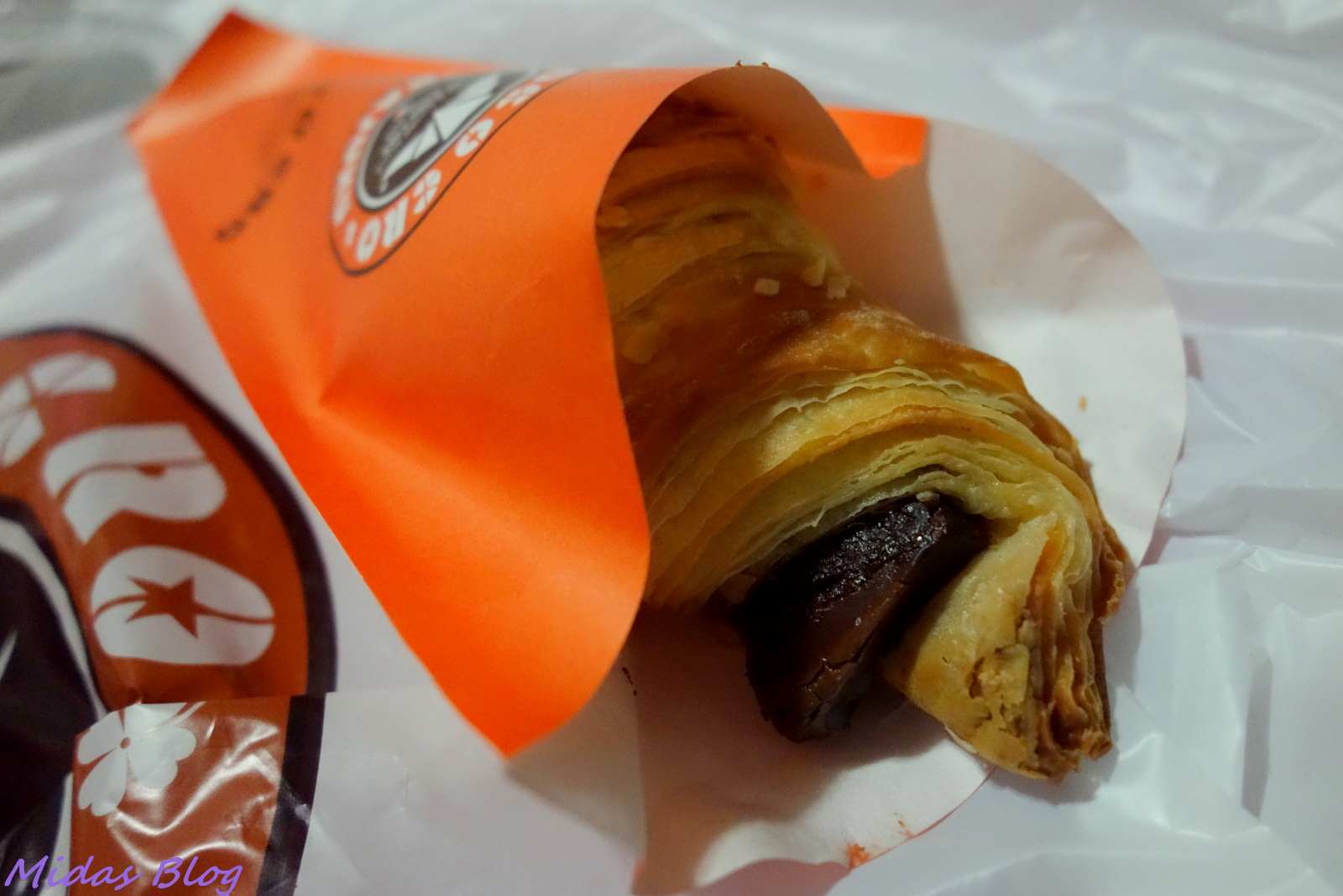 Midas Food n Travel Blog: Choco Cro from St. Marc cafe @Marina Square