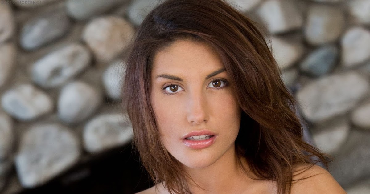 b l o GG h e t e : FAPPETE Estate: August Ames