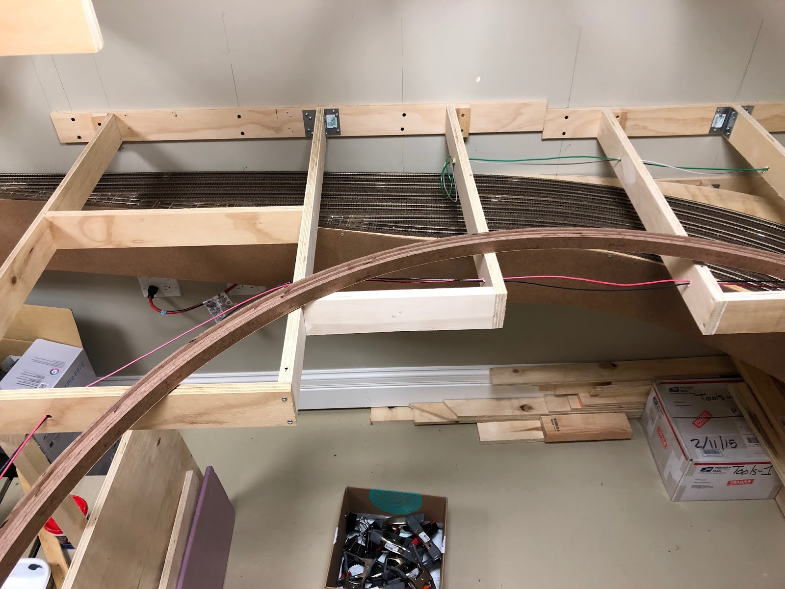 The Cascade Subdivision in HO Scale: Spline Roadbed 1: Oakridge to ...