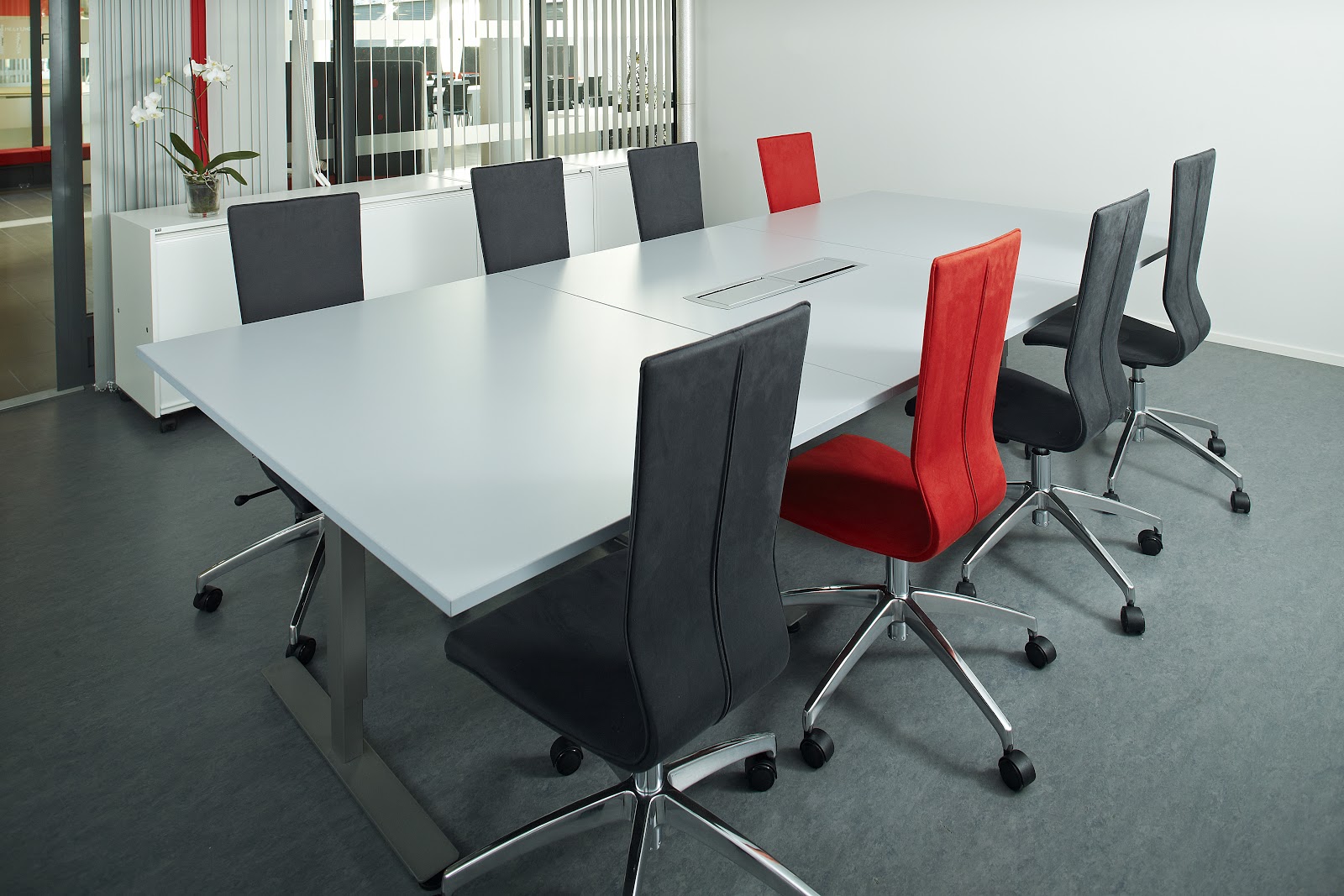 Leading Interior Solutions : Sam Eyde Vgs, Arendal