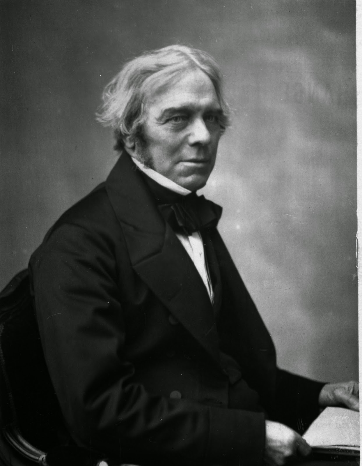 Michael Faraday - Ilmuwan Fisika Dan Kimia | Situs Penemu