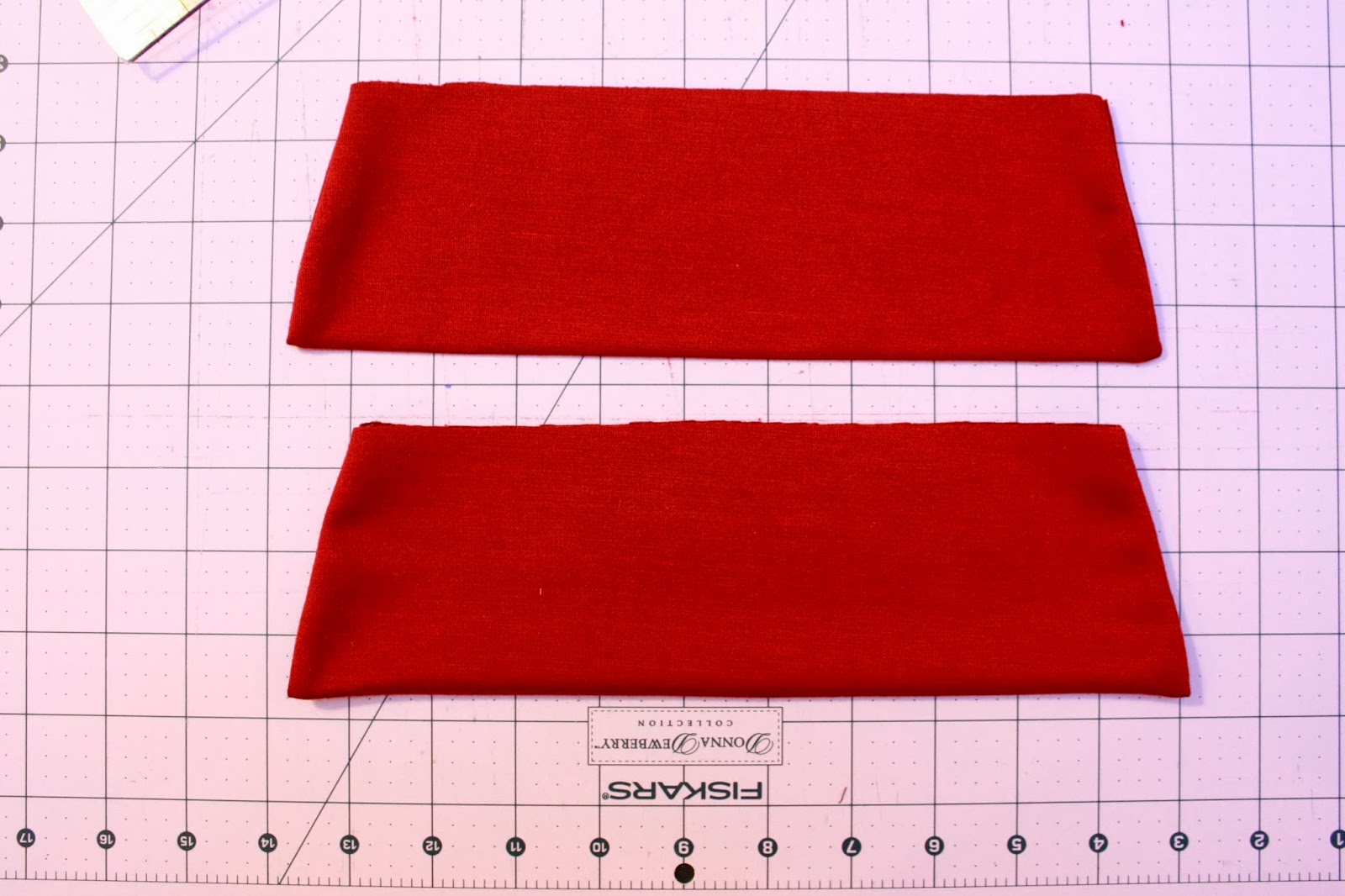 Zaaberry: Boatneck Lady Skater and French Cuff TUTORIAL