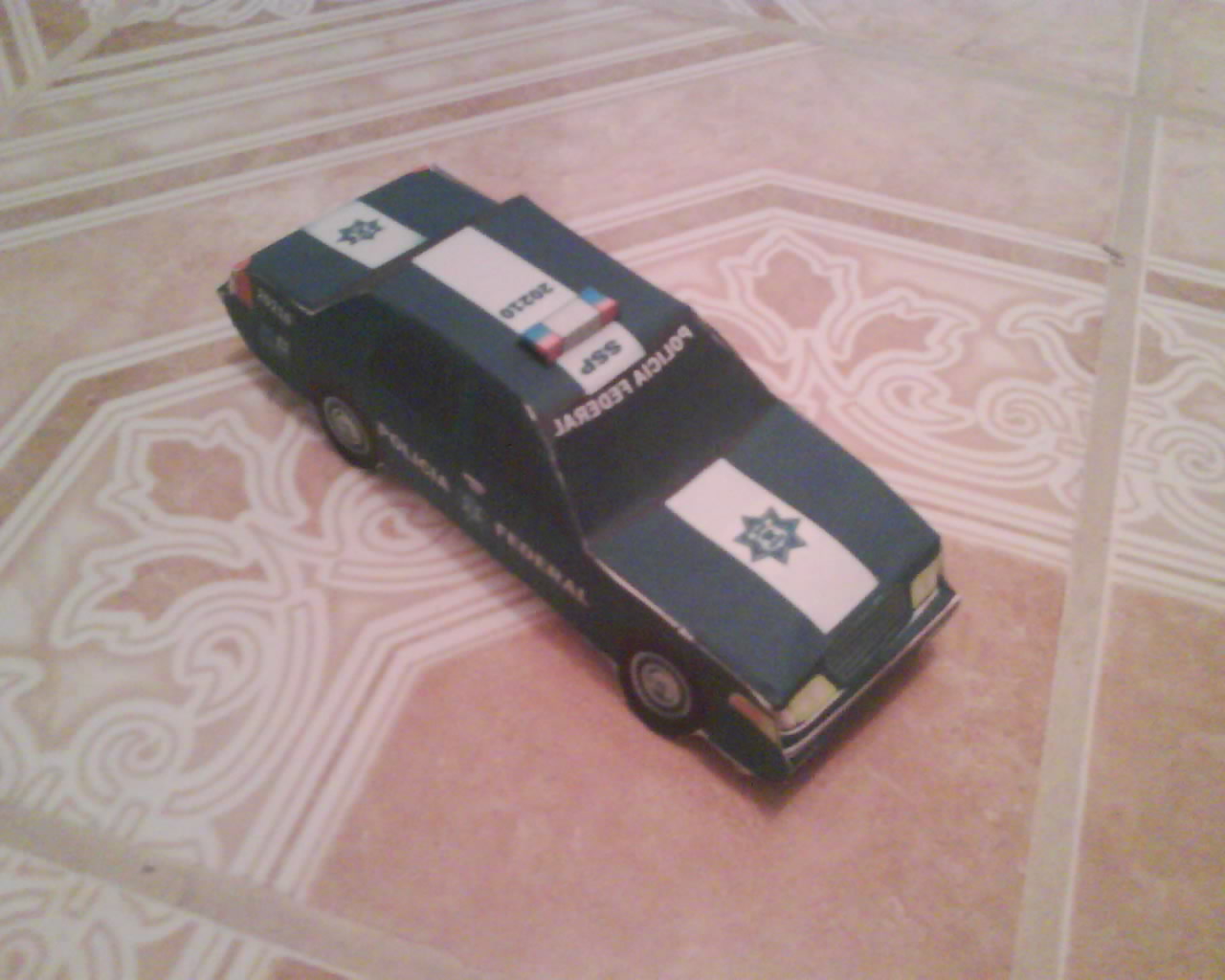 erickdeb: Policia federal Papercraft (Armable de papel)