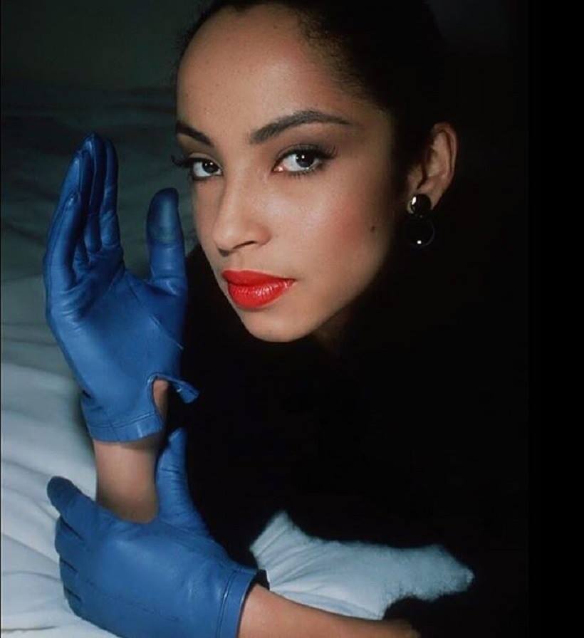 Pré-Escuta | SADE "FLOWER OF THE UNIVERSE" - PLANETA POP