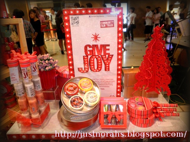 Just Norahs: The Body Shop Gives Joy Christmas Party 2011