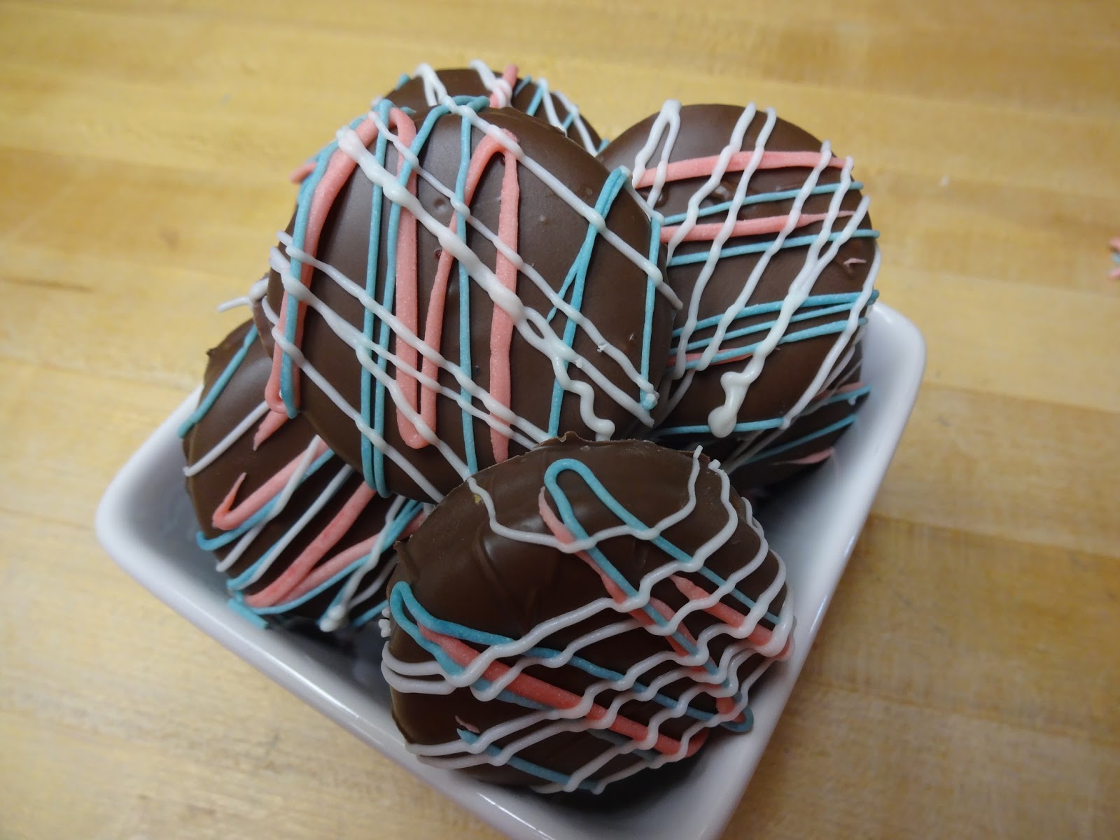 CHOCOLATES FOR BREAKFAST and other Sweet Somethings: MMMmmm Monday ...