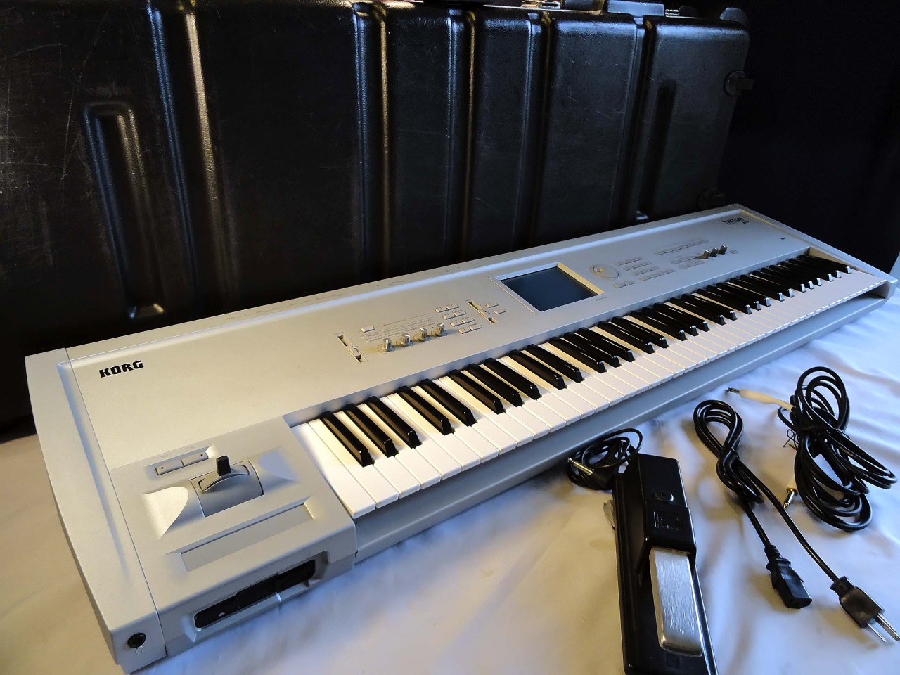 MATRIXSYNTH: Korg Triton Pro 76 Workstation/Sampler