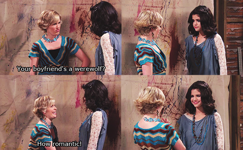 PunkyGothGirl's Official Blog: Alex Russo style