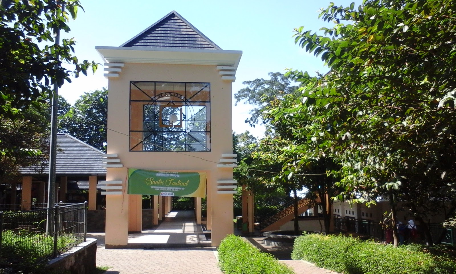 Manajemen Aset: PROJEK IDENTIFIKASI FASILITAS UMUM POLBAN