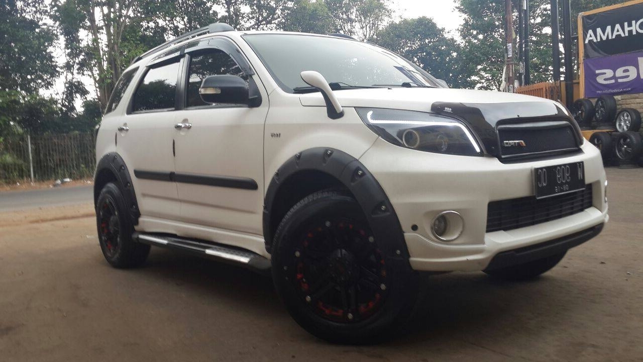 30+ Galeri Gambar Modifikasi Mobil Daihatsu Terios Terkeren | Akmotir