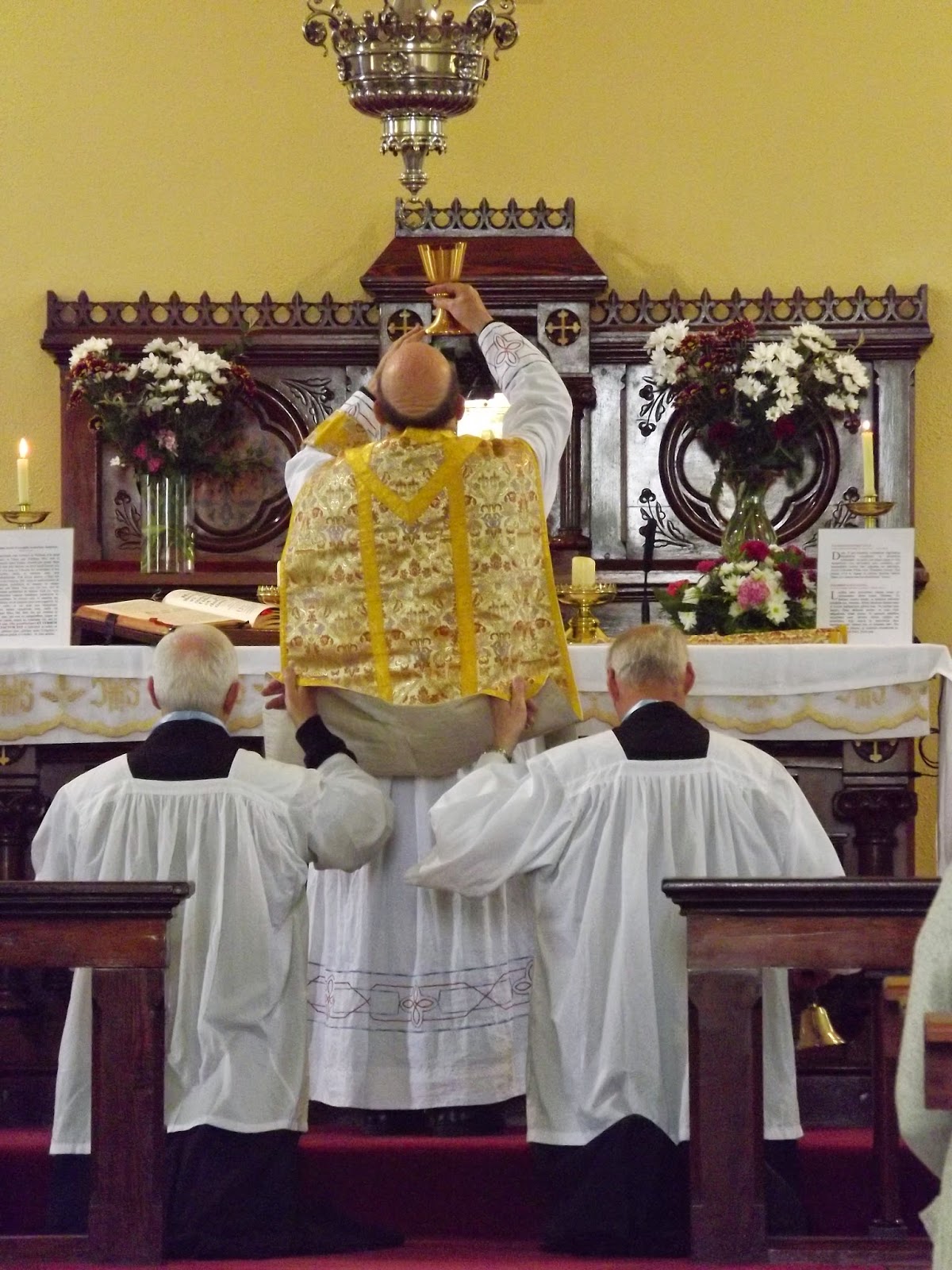 The Catholic Heritage Association of Ireland: Latin Mass in Doonane