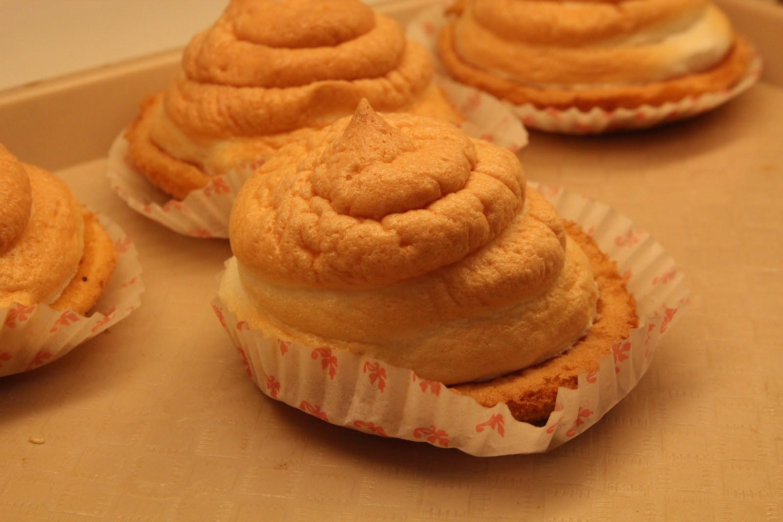 Table for 2.... or more: Cow Dung Pile @ UFO Tarts 牛屎堆 - MFF Sabah #5