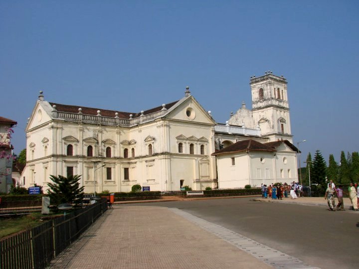 Travelz Unlimited: Basilica of Bom Jesus & Se Cathedral, Goa