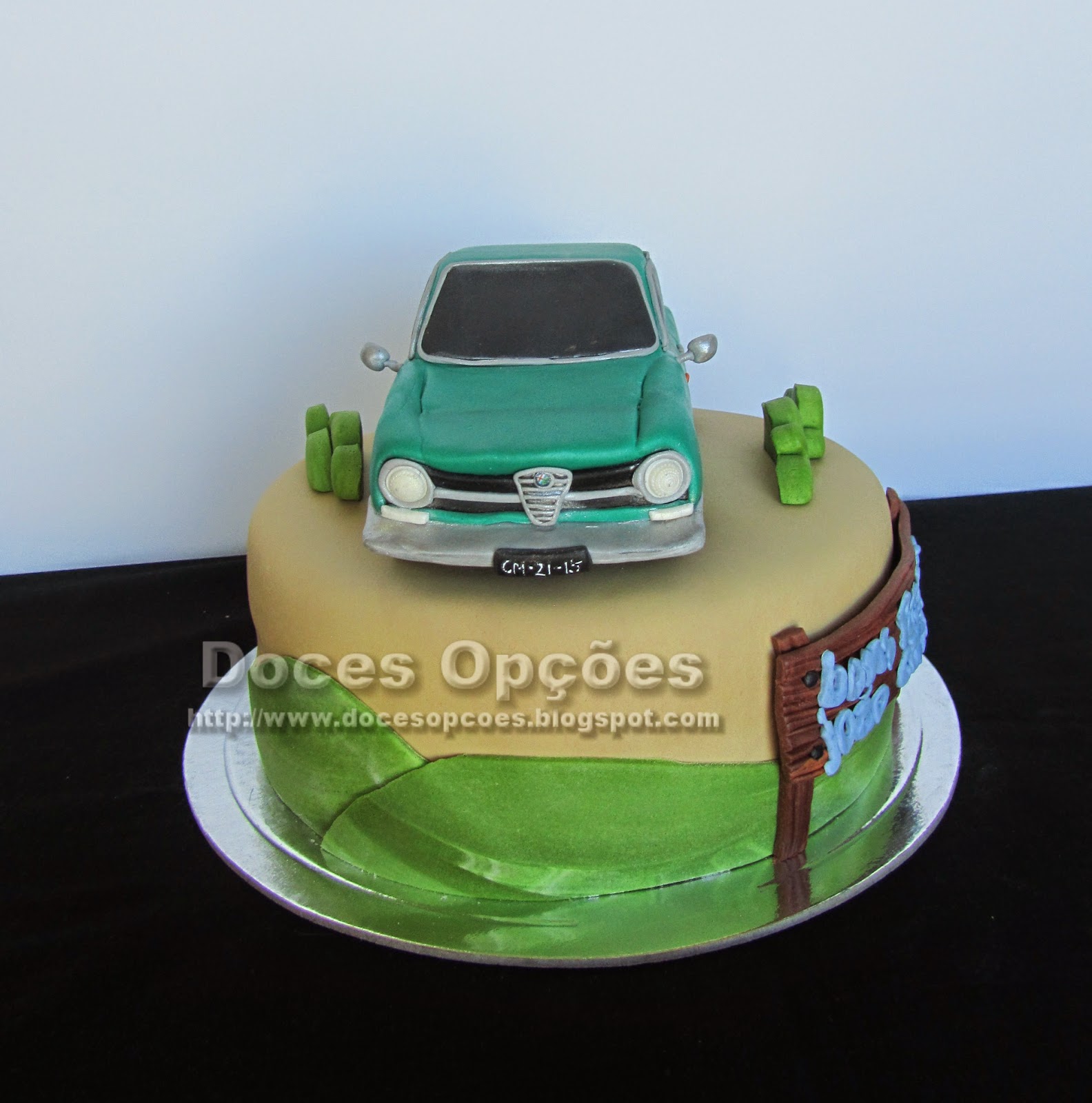 Doces Opções: Bolo Aniversário com um Alfa Romeo