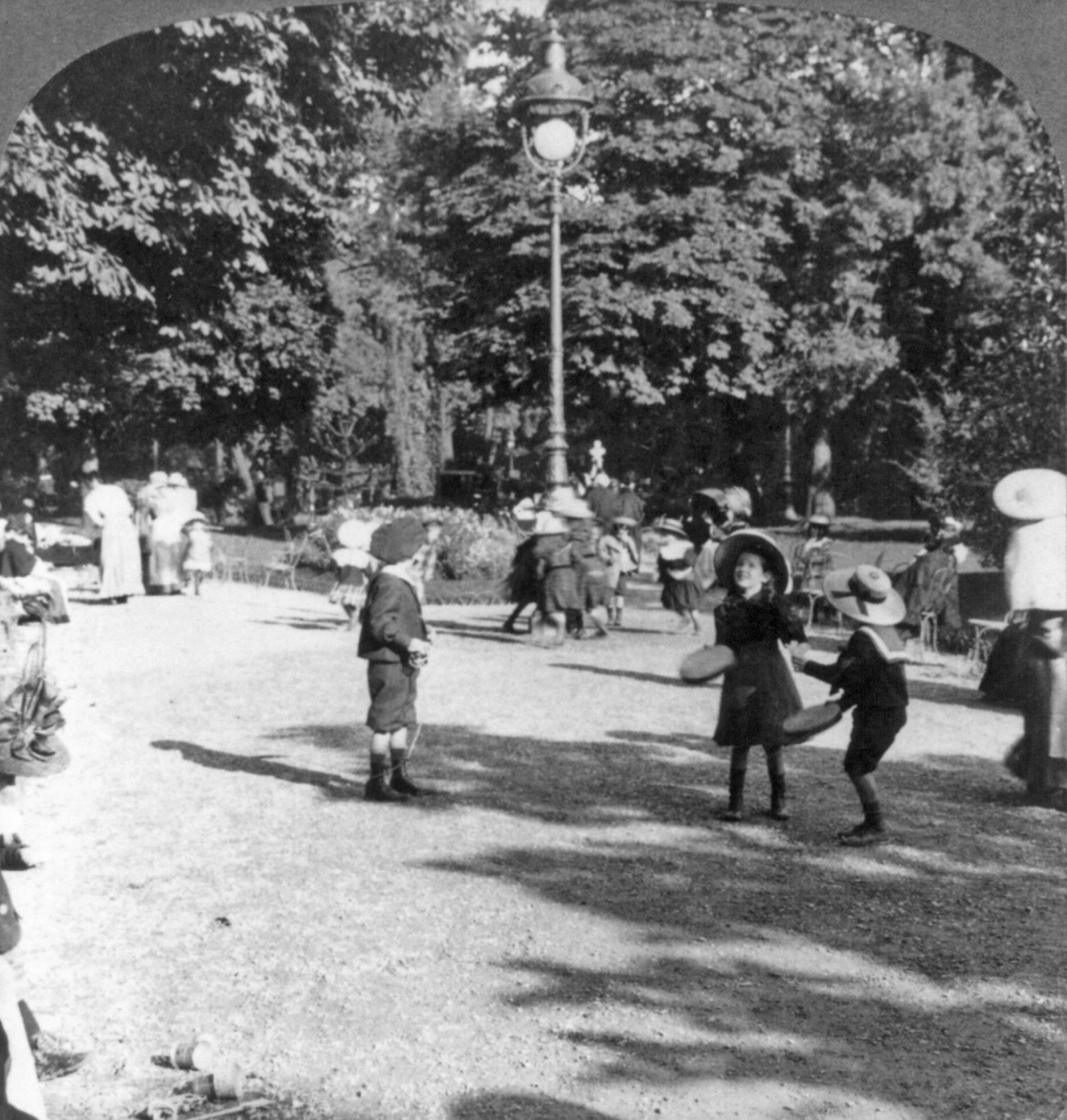 History in Photos: Kids