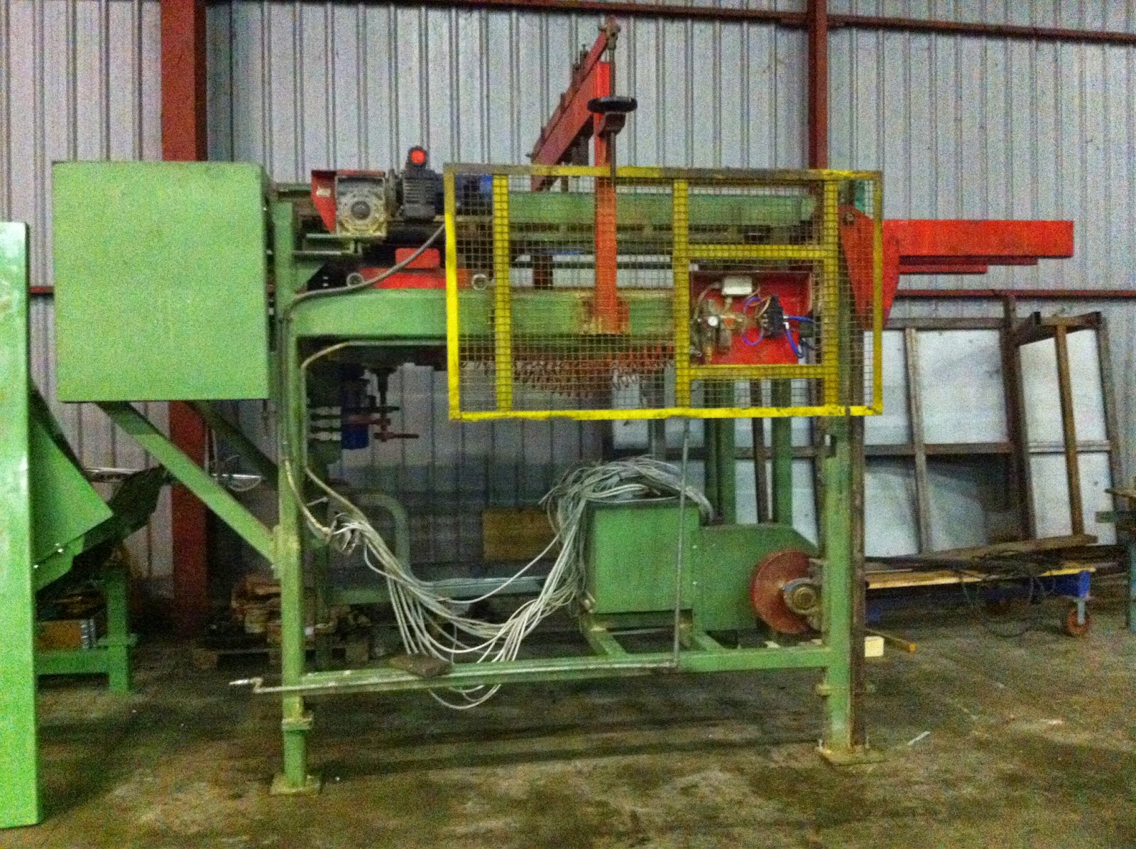 SC2P - Matériel d'occasion: EMPILEUR/DEMELEUR ANDRE