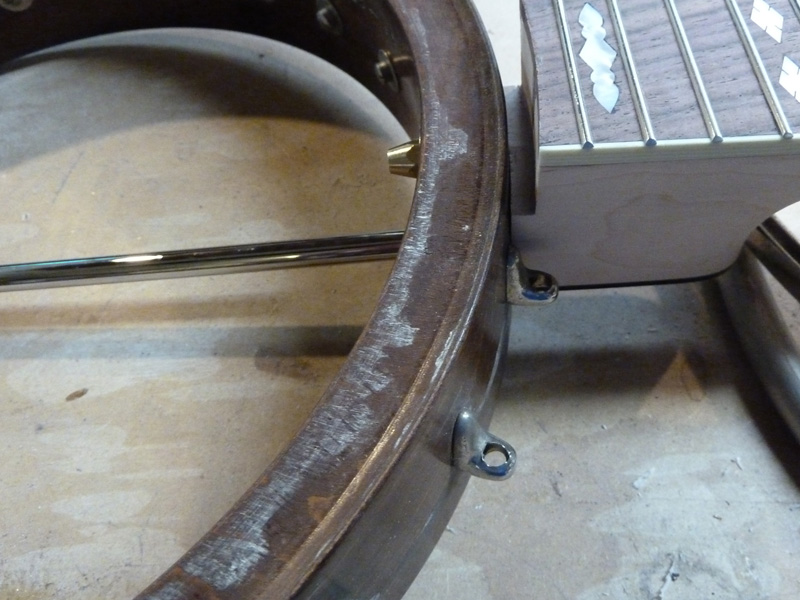Franzke String Instruments: Fitting The Neck To The Banjo Rim